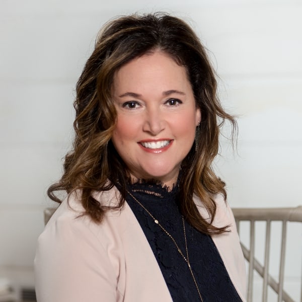 Jennifer Reitshtein - Robbins Realty Group